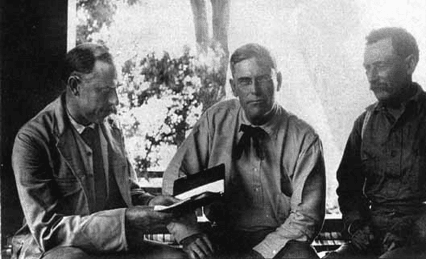 The California Water Wars : ST FRANCIS DAM NATIONAL MEMORIAL FOUNDATION